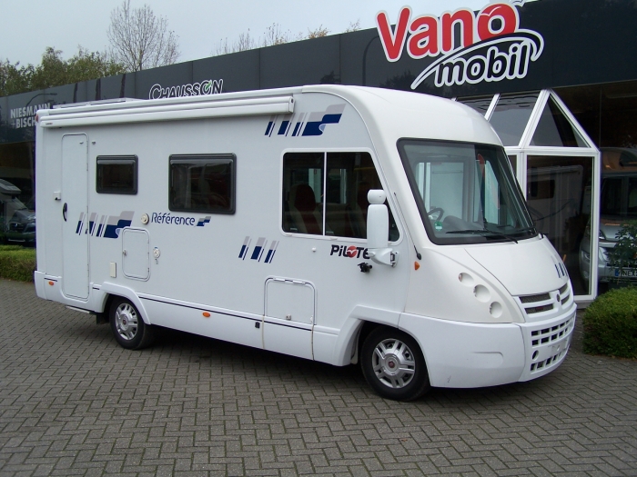 Day 5 – Return to Vanomobile, Belgium | Camper Cats