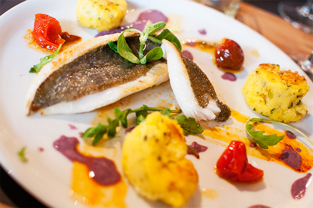 Day 28 – Restaurant Prao Saint Nicolas, La Rochelle, France | Camper Cats